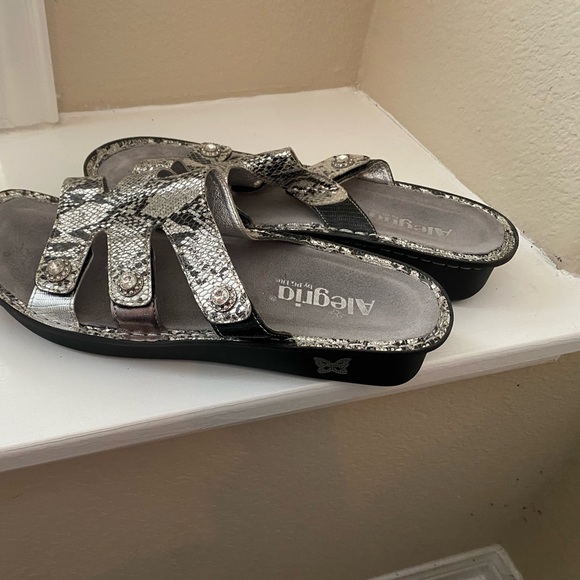Alegria | Shoes | Algeria Leather Sandals | Poshmark